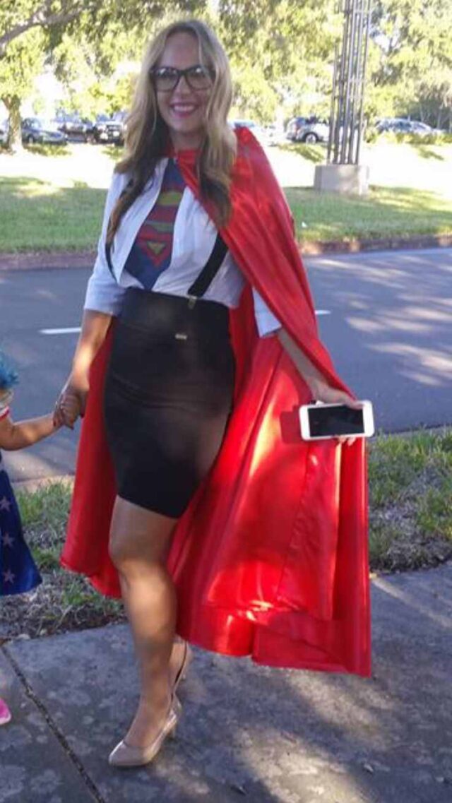 17 SMART AND SPOOKY HALLOWEEN COSTUME IDEAS FOR TEACHERS - Anuri's Journey