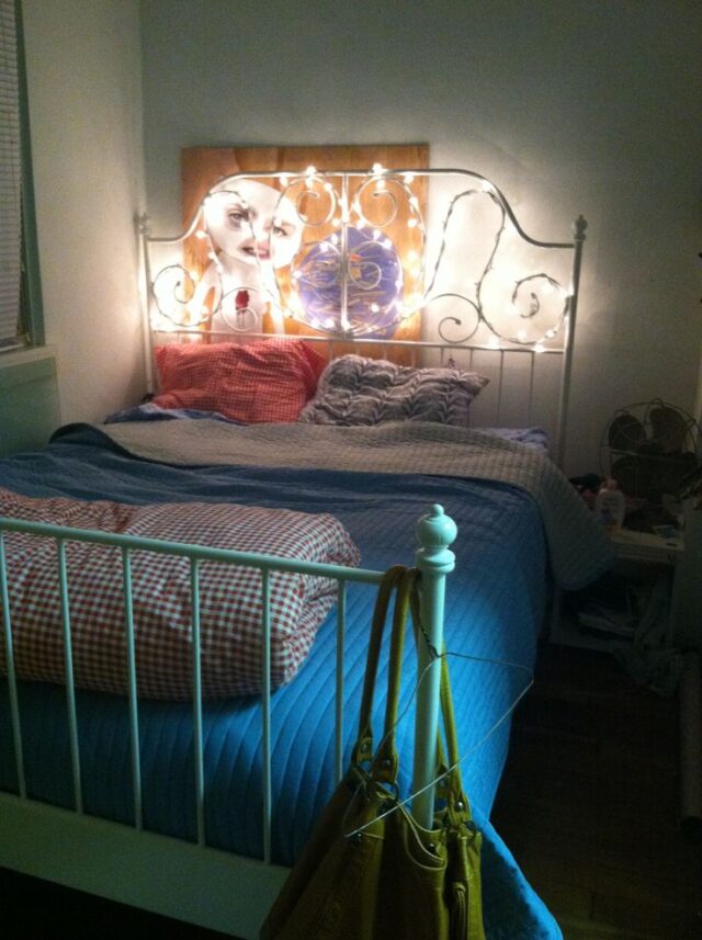 19 GORGEOUS STRING LIGHT DECOR IDEAS FOR A DREAMY BEDROOM - Anuri's Journey