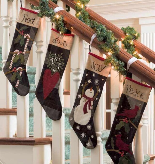 19 CREATIVE CHRISTMAS STOCKING IDEAS TO MAKE - Anuri's Journey