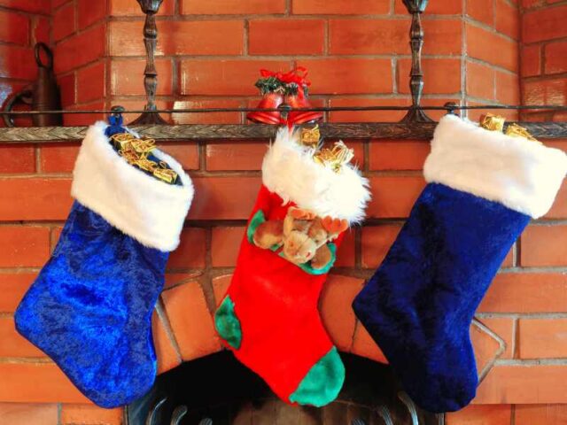 19 CREATIVE CHRISTMAS STOCKING IDEAS TO MAKE - Anuri's Journey