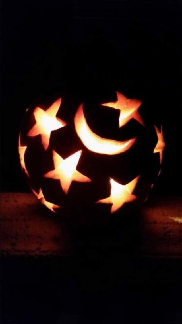 11 Moon and stars pumpkin carving pattern ideas - Anuri's Journey