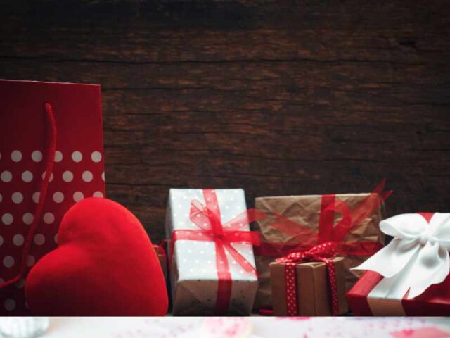 15 unique Valentine's day surprise ideas for your partner - Anuri's Journey