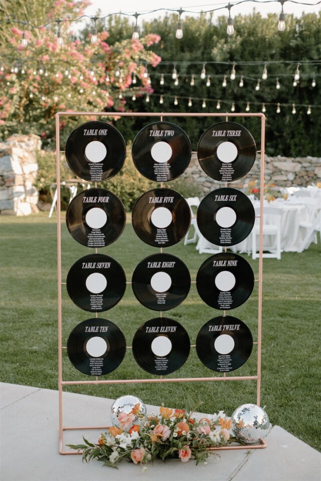 21 Creative Seating Chart Ideas for your wedding - Anuri's Journey