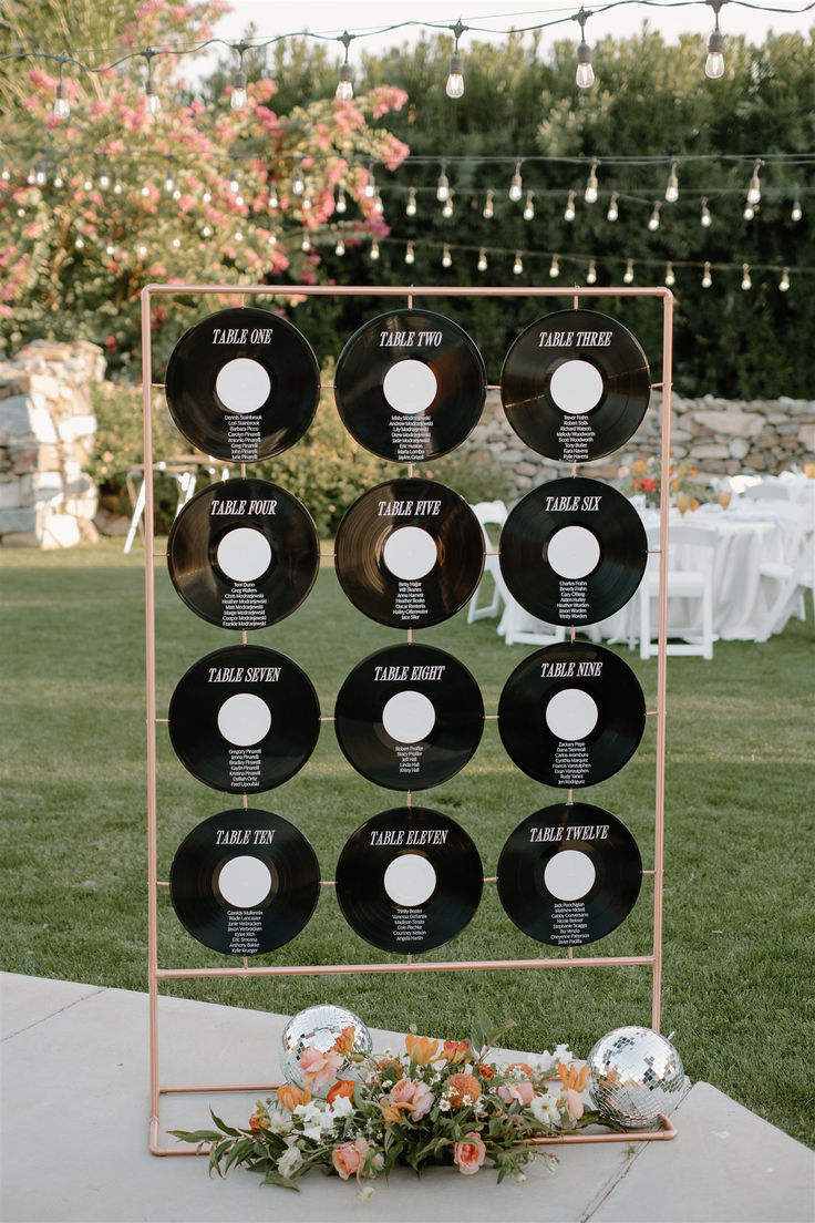 21 Creative Seating Chart Ideas for your wedding - Anuri's Journey