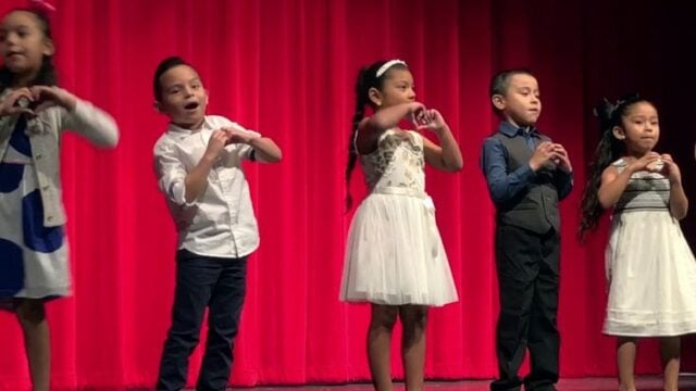 37 FUN MOTHER'S DAY GAMES AND ACTIVITIES FOR THE WHOLE FAMILY - Anuri's ...