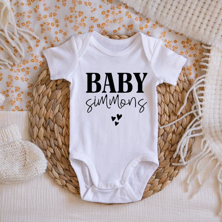 30 Creative Ways to Incorporate the Nursery Theme into Your Baby Shower ...