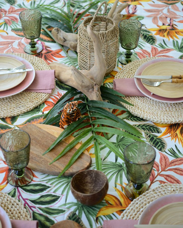 29 Simple and Elegant Birthday Tablescape Ideas - Anuri's Journey