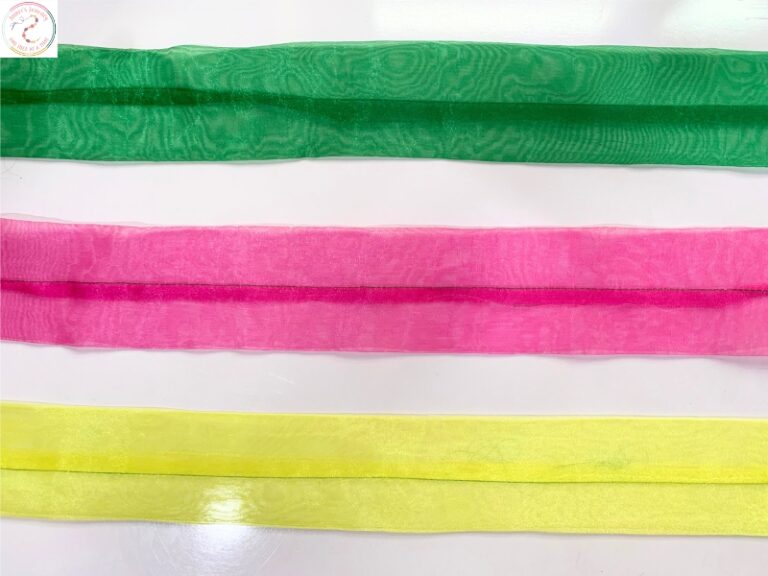How to Make an Organza Flower Garland - Anuri's Journey